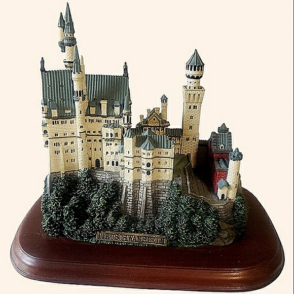 Art | Legendary Castles Collection Neuschwanstein | Poshmark